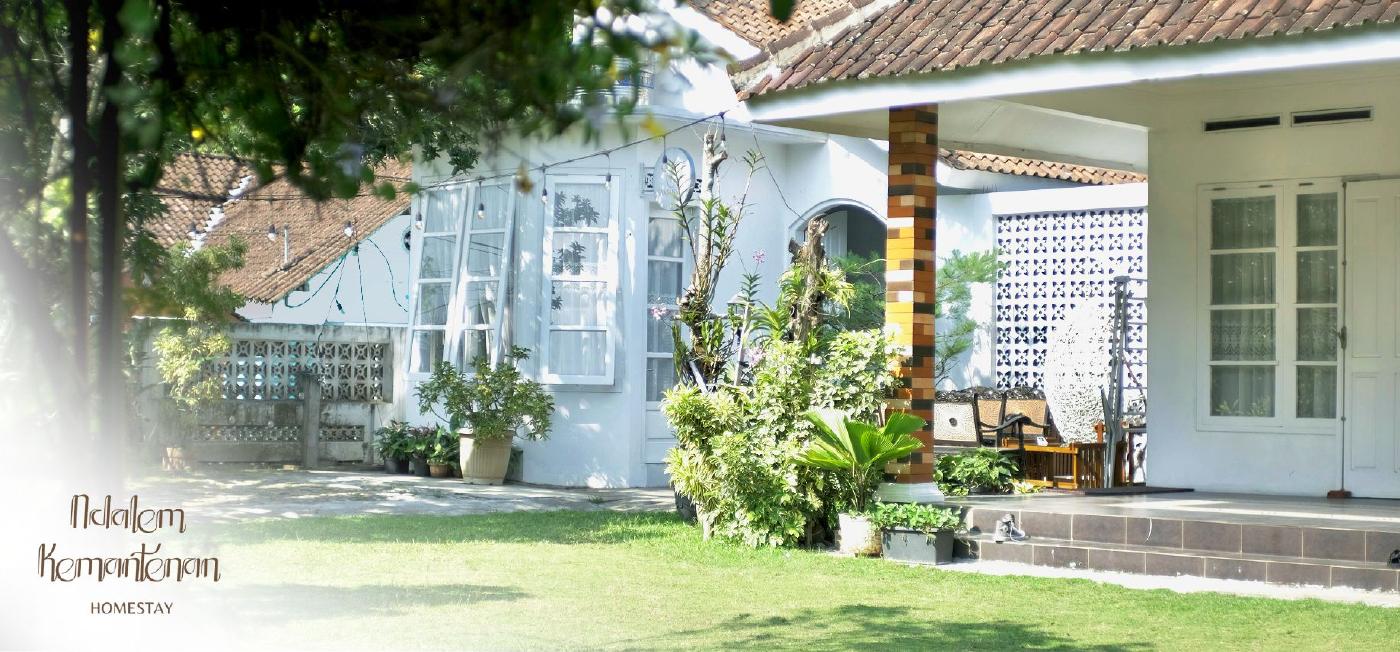 Ndalem Kemantenan Homestay | PDF to Flipbook